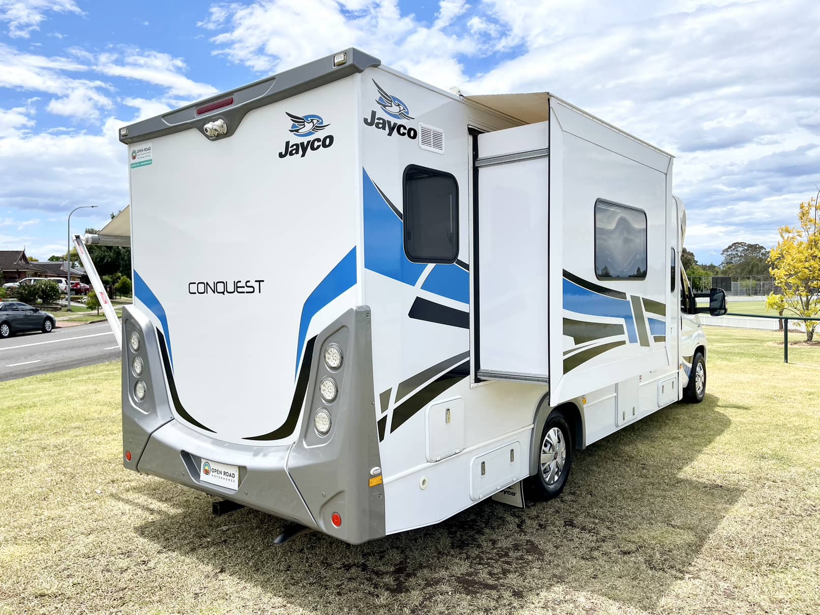 Jayco Conquest 25-1 – ISLAND BED – LOW KM’S - Open Road Motorhomes