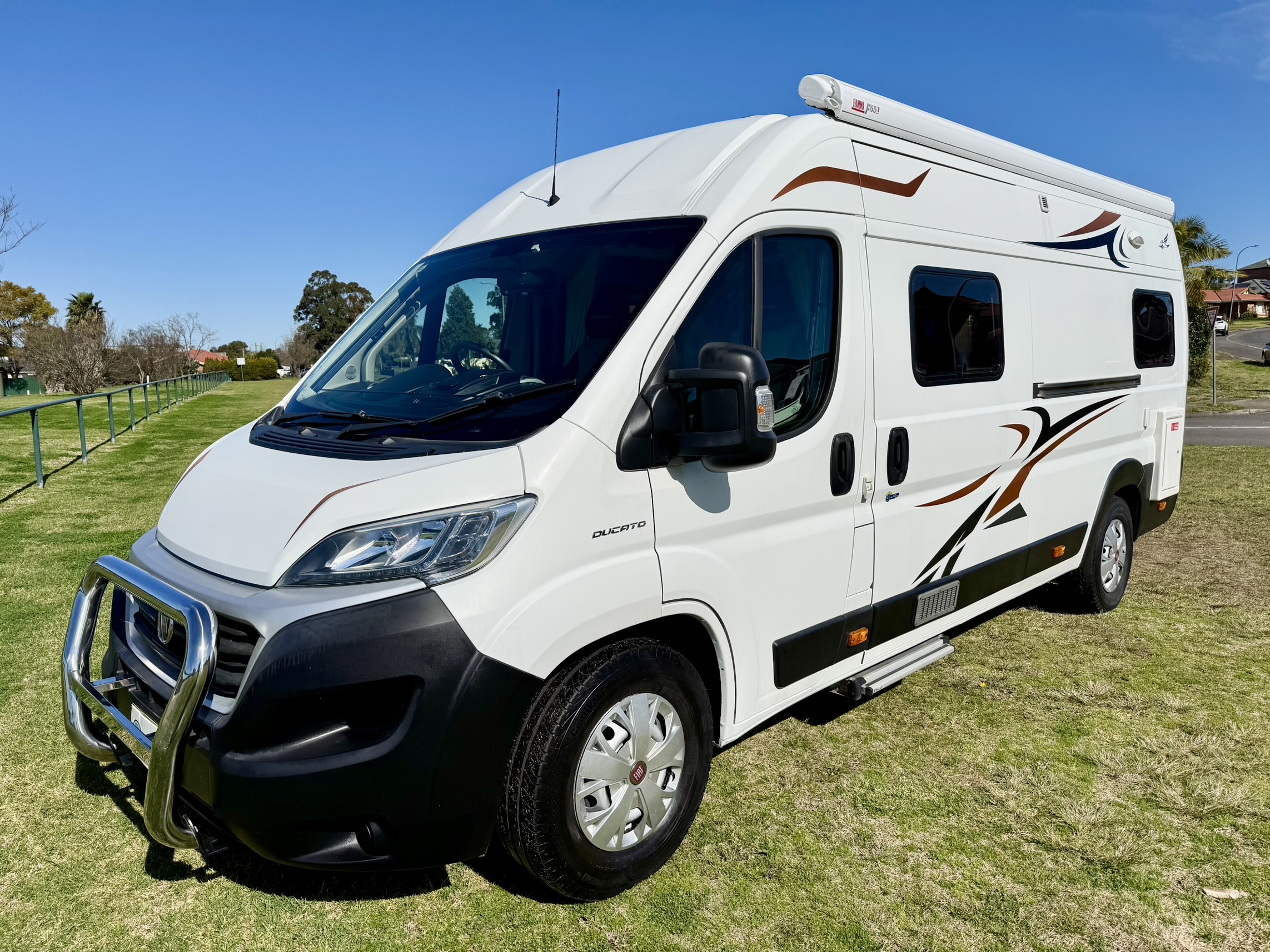 Jayco Conquest FD19-1 – COMPACT – AUTO - Open Road Motorhomes